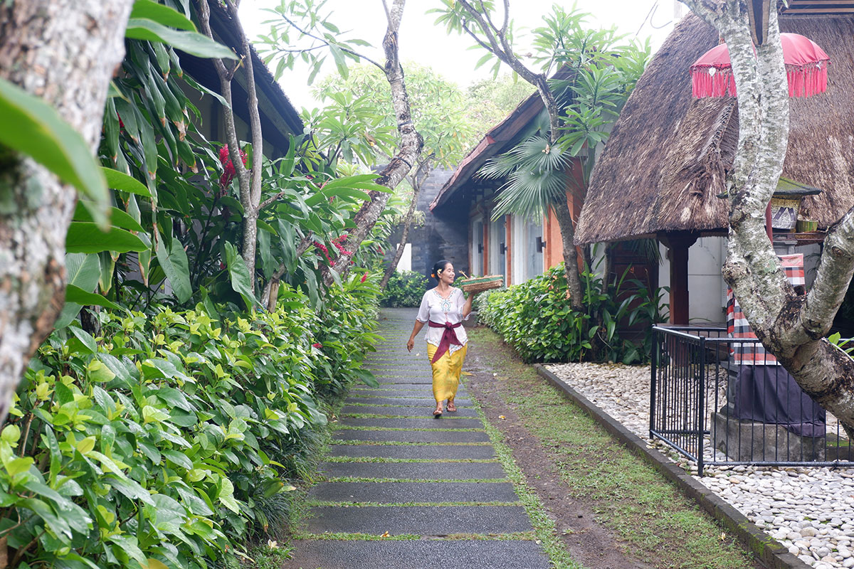 Explore - The Cakra Hotel